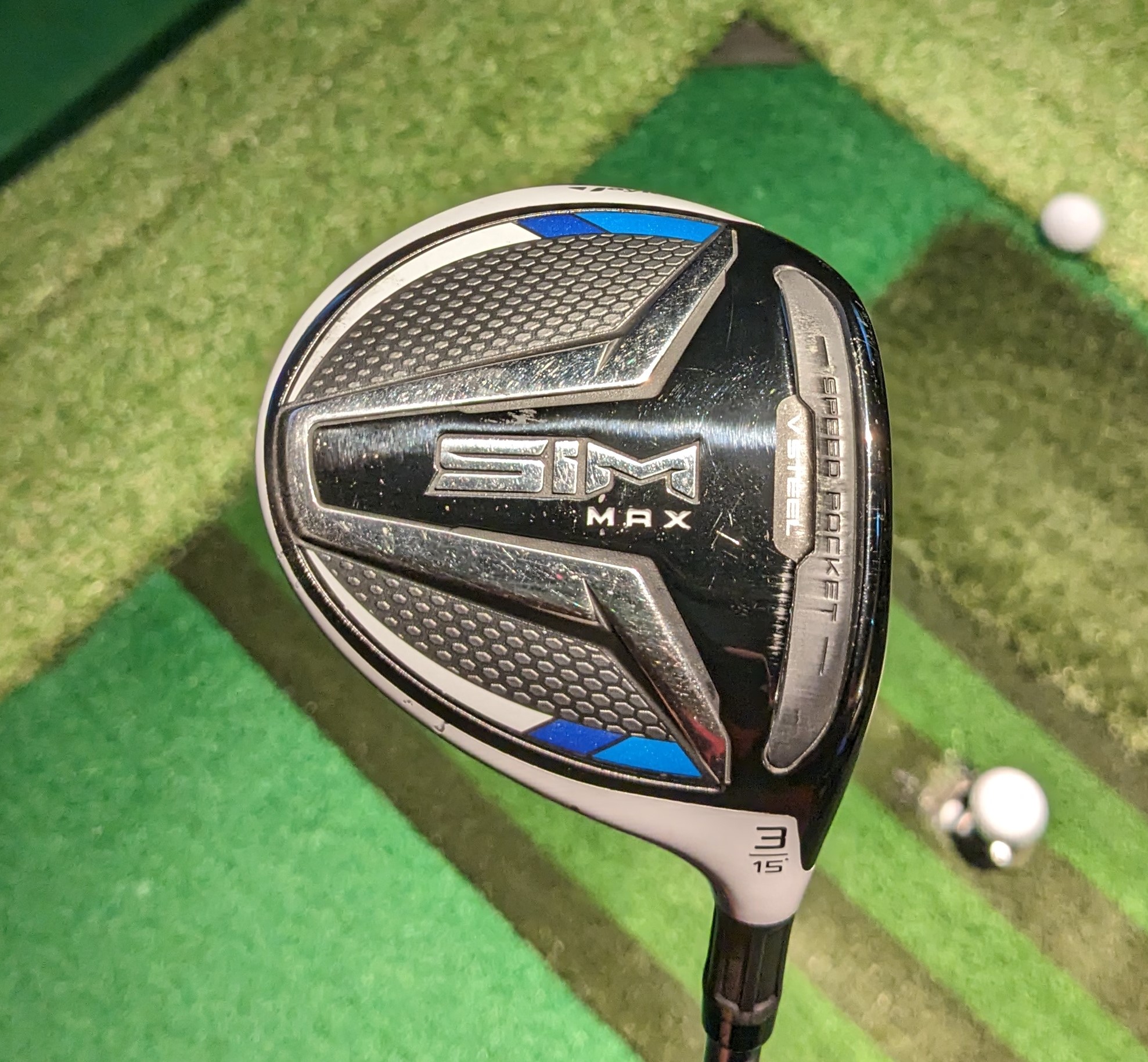 今さらだけど、SIM MAXの3Wがめっちゃ良かった - チャーリーの一人ゴルフ日記～中小企業診断士を目指すサラリーマンゴルファーの情報発信サイト～